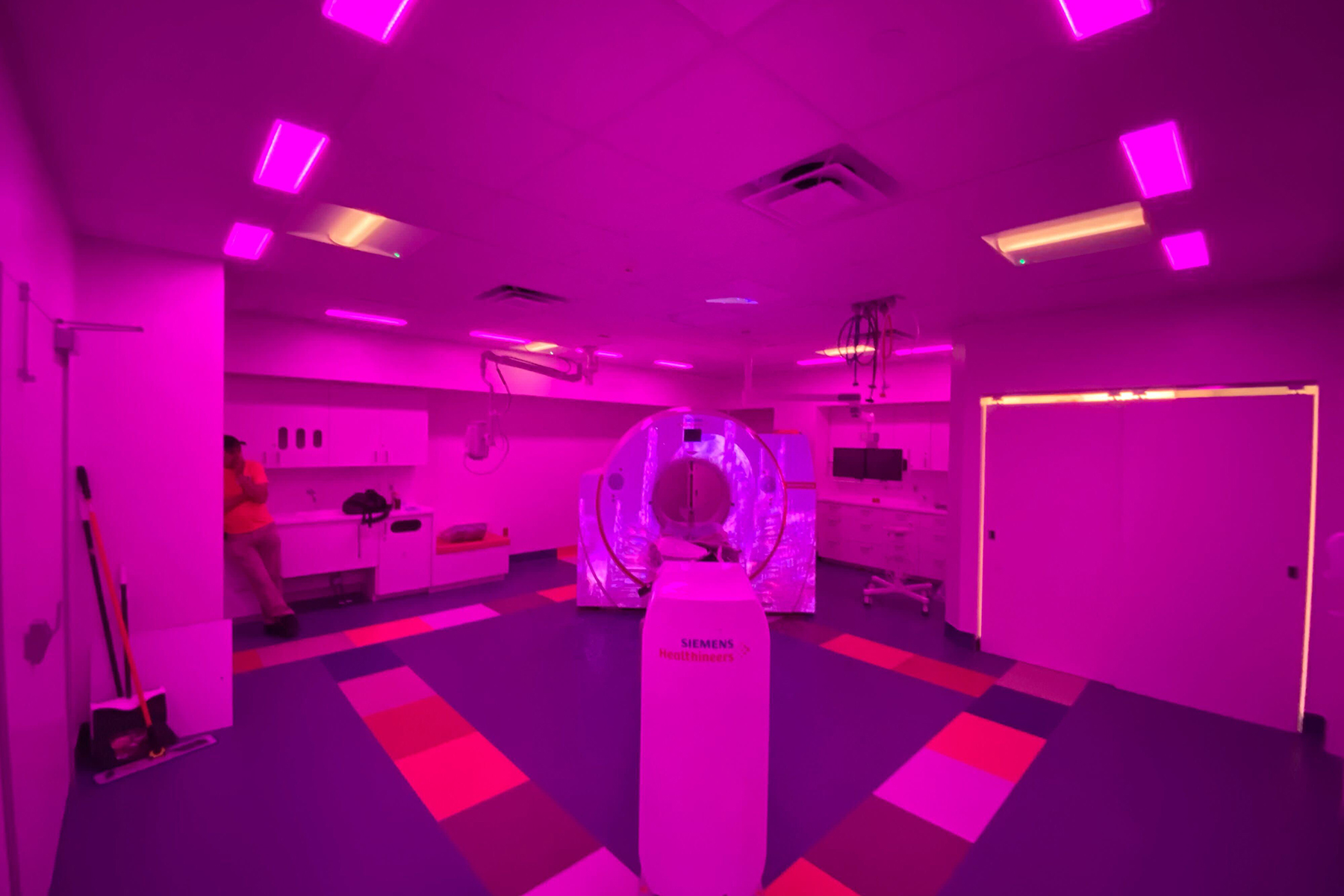 Children's Hospital in Miami CT Room Theming - MR CT Immersive Patient ...