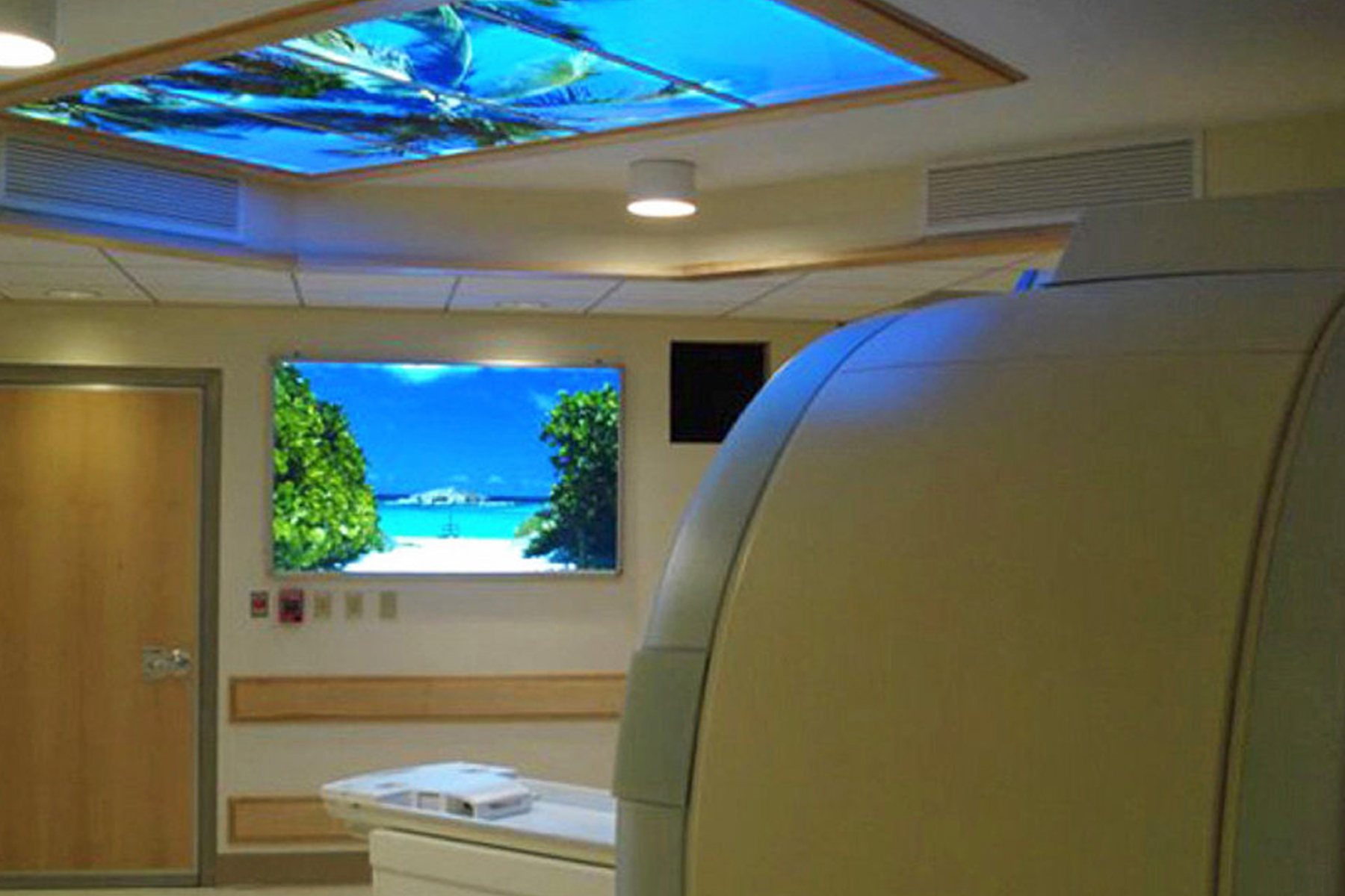 Video Image Displays for MR CT RT - MR CT Immersive Patient Experience ...