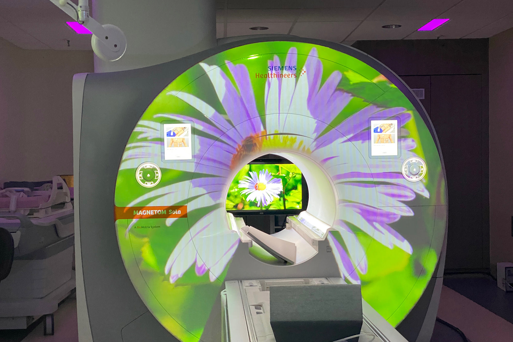 New York MRI Projection Video Ambient Lighting - MR CT Immersive ...